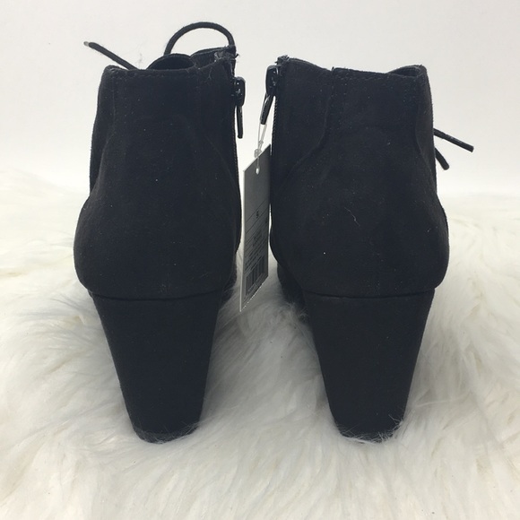 Universal Thread | Shoes | Universal Thread Bessie Wedge Ankle Bootie ...